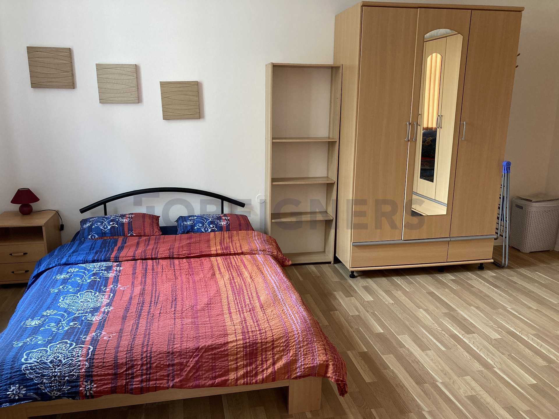 Room (pokoj) - Apartment for Rent in Hradec Králové | Foreigners.cz